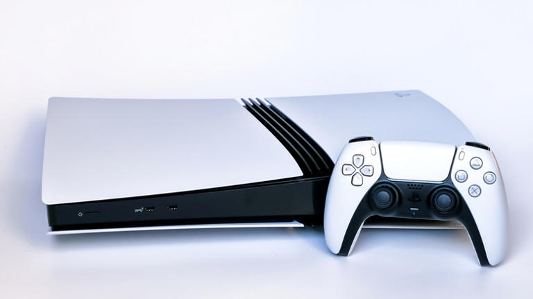 Can you use a PlayStation 5 without internet?