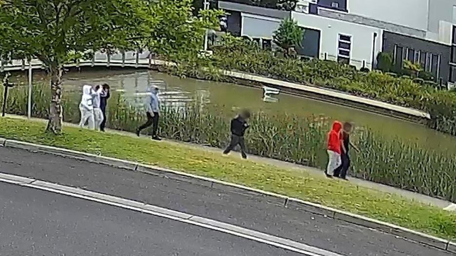 Police search for teenagers after machete attack in Caroline Springs ...