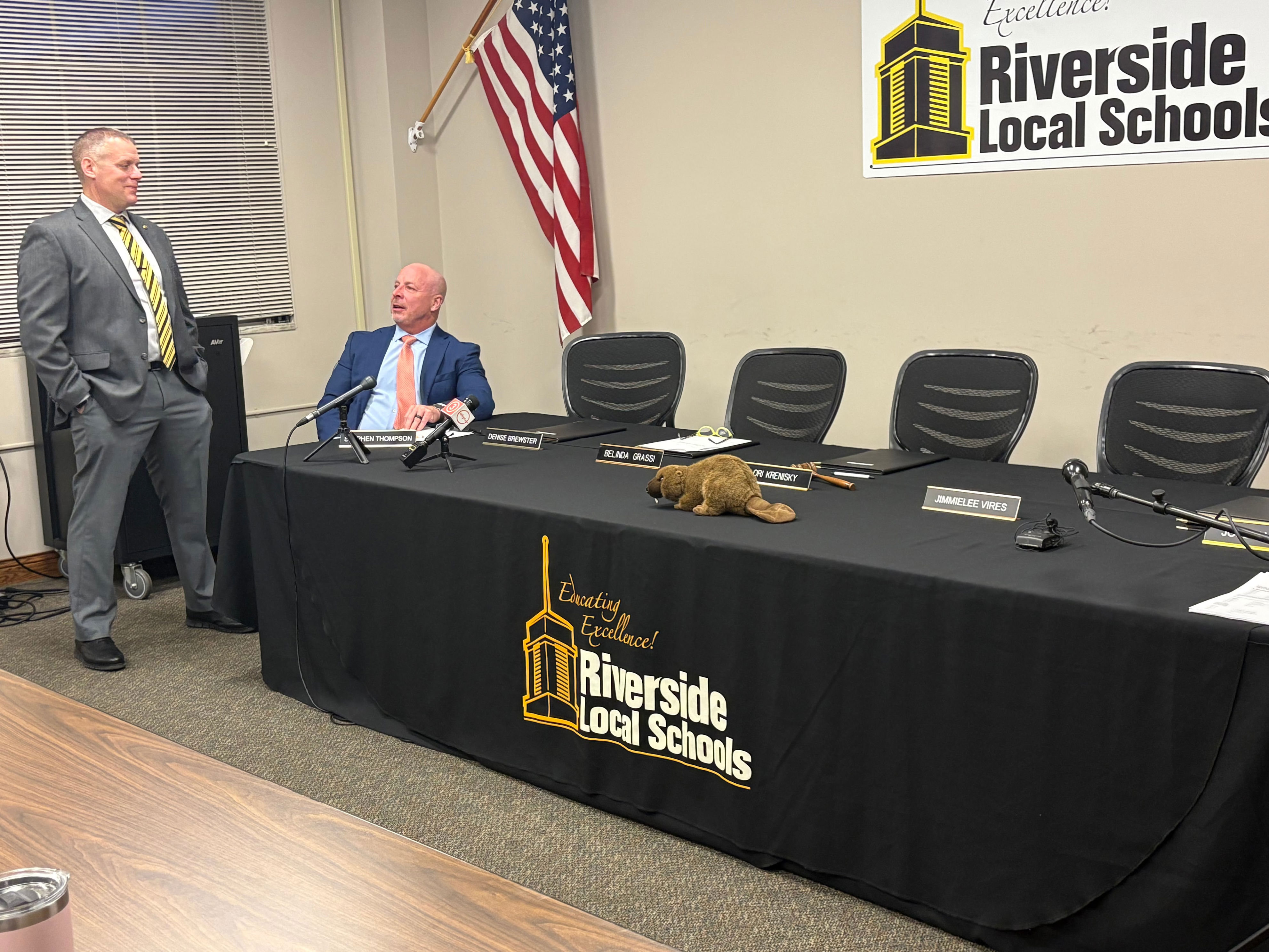 New Riverside School Board votes to reinstate superintendent after ...