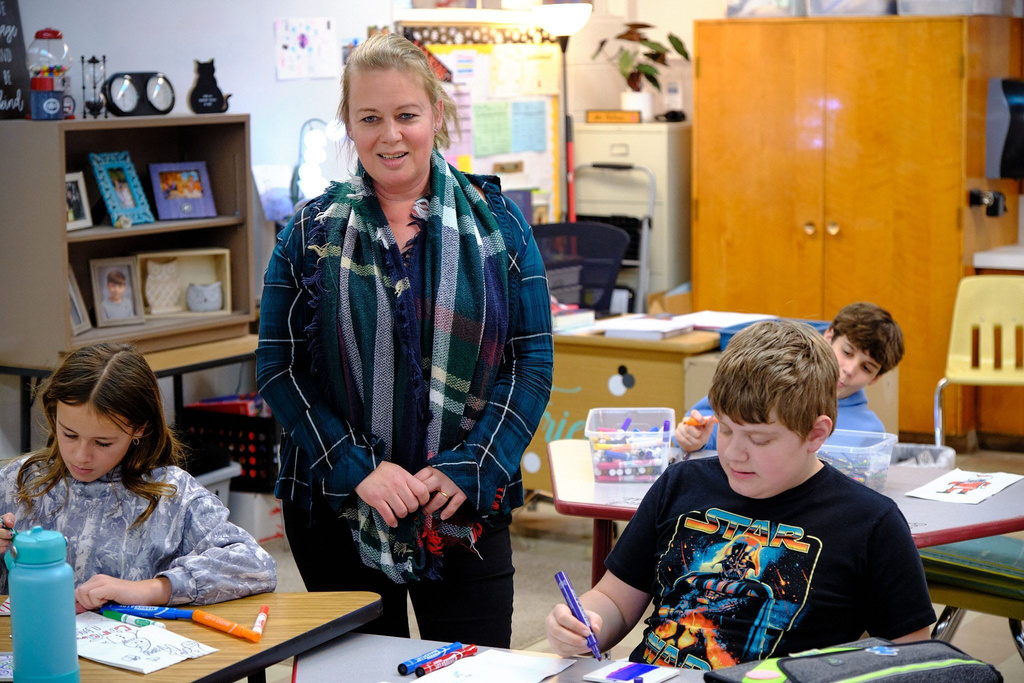 Great Falls school brings a college degree program to an elementary setting