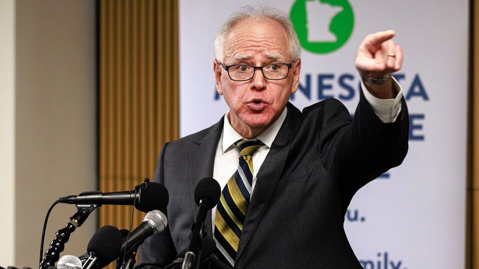 Minnesota Governor Tim Walz refuses to resign after dropping re ...