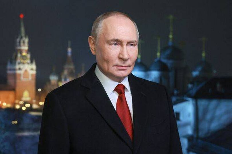 Putin's new revolt threat as top generals launch mutiny over attacks