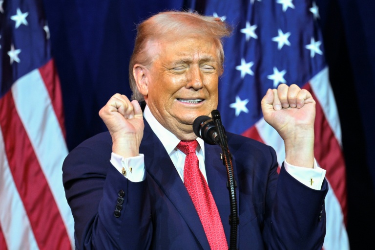 Trump desdenha dos passos de dança de Maduro, mas confessa que Melania ...