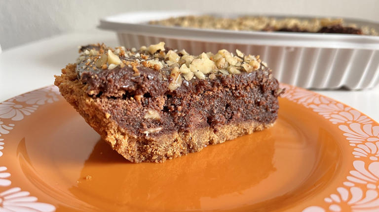I tried Costco's new brownie walnut pie and it's a chocolate lover's dream