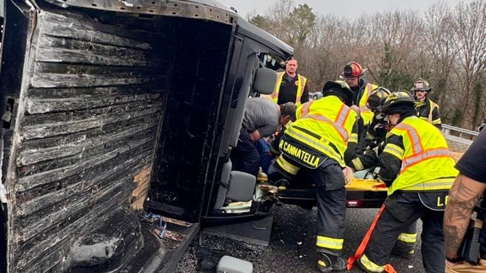 1 injured in 5 car crash that shut down I-75 south in Bradley County ...