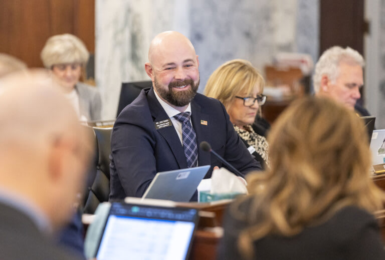 Idaho lawmakers ask state to freeze child care grants program