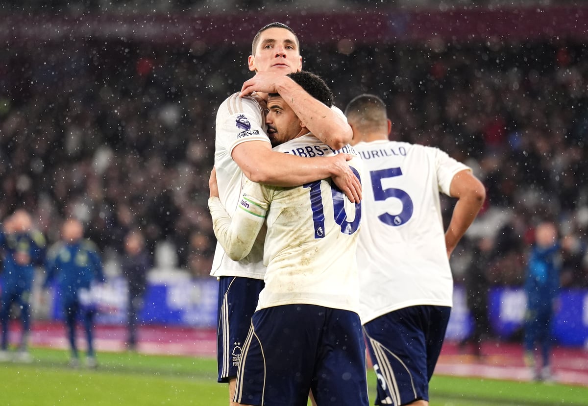 West Ham 1-2 Nottingham Forest: Irons beaten late on - Live