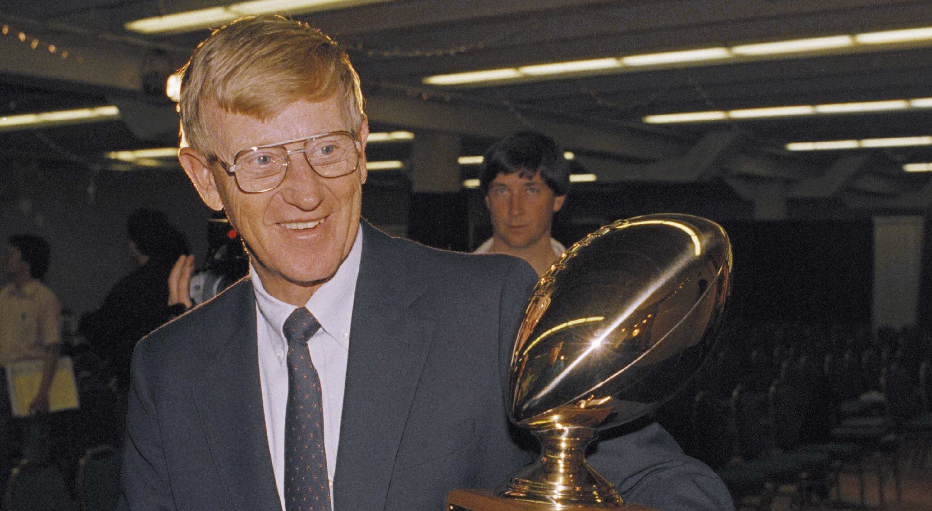 Former Notre Dame football coach Lou Holtz celebrates 89th birthday