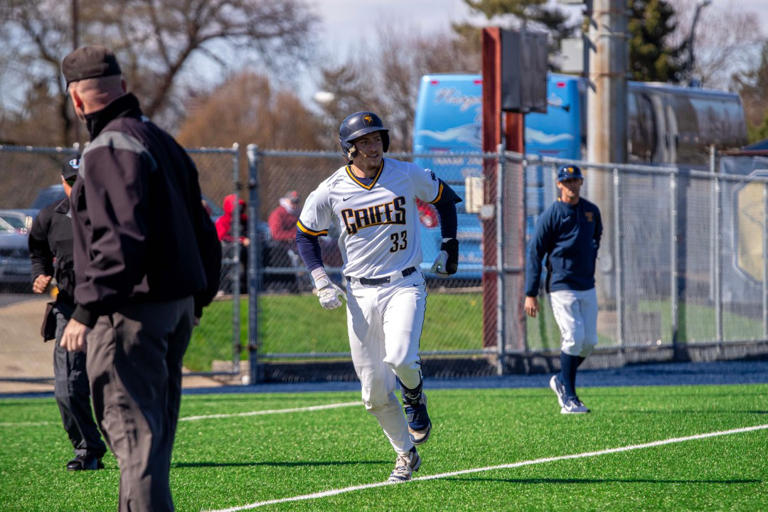 Canisius catcher gets chance to catch bullpen for Cy Young winner