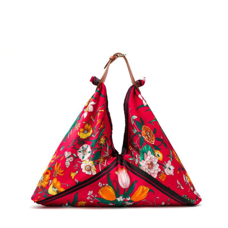 Jennifer Lawrence's cream joggers, smart coat and cosy clogs are the ...