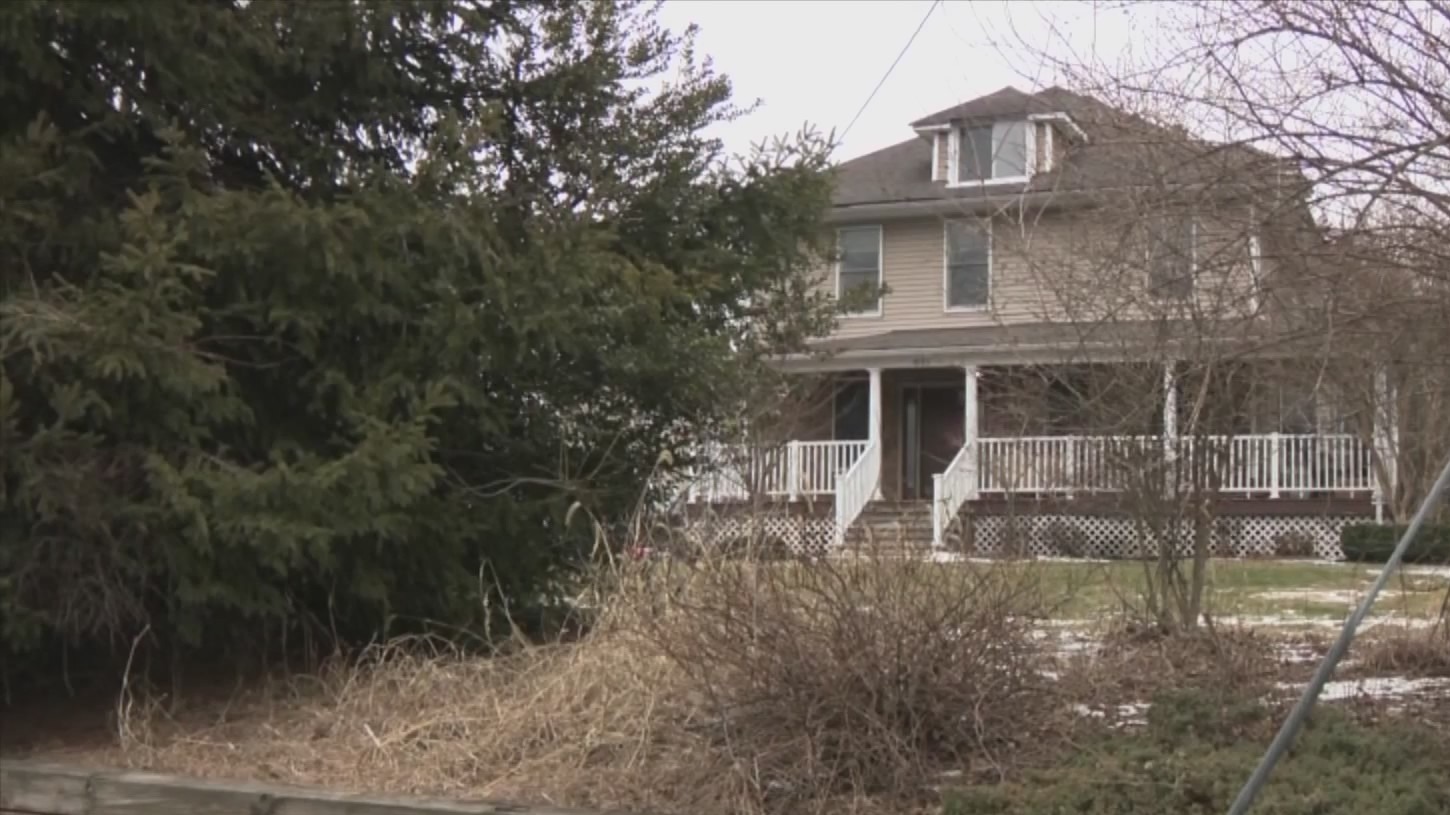 NJ man killed relatives before being shot by police: Mayor