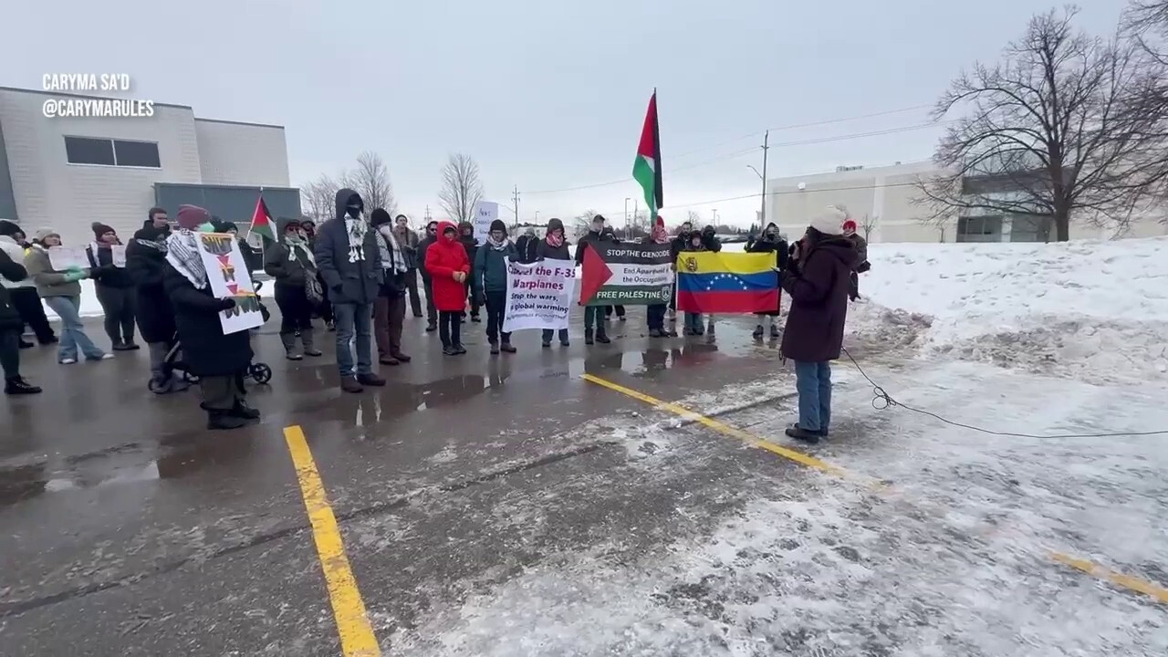 Demonstrators protest arms sales to Israel, US arrest of Nicolás Maduro