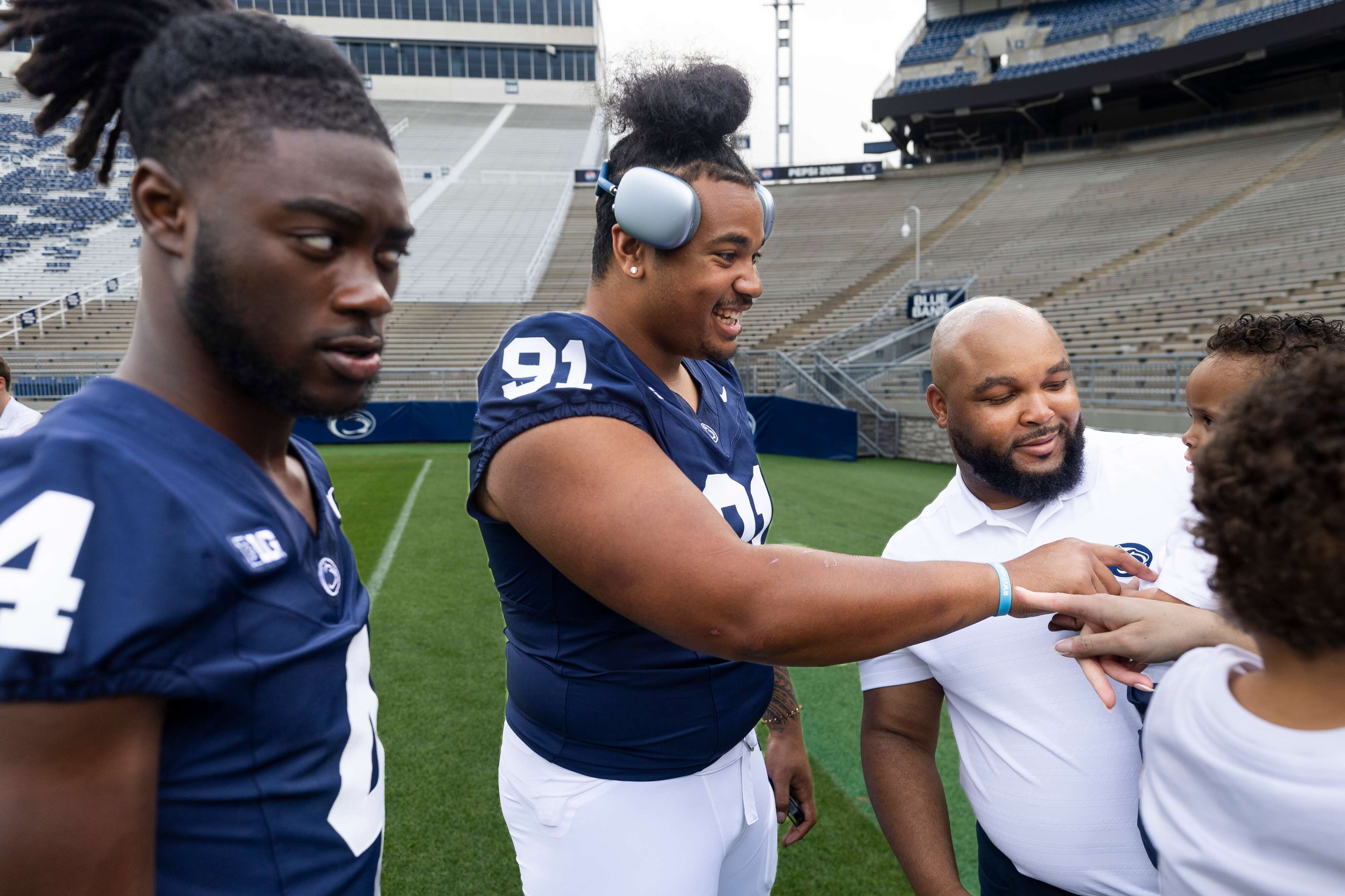 Prominent Penn State football recruiting staff member moving on