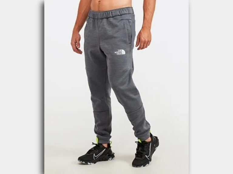 The North Face’s $130 'super comfy' fleece joggers are now just $36 ...