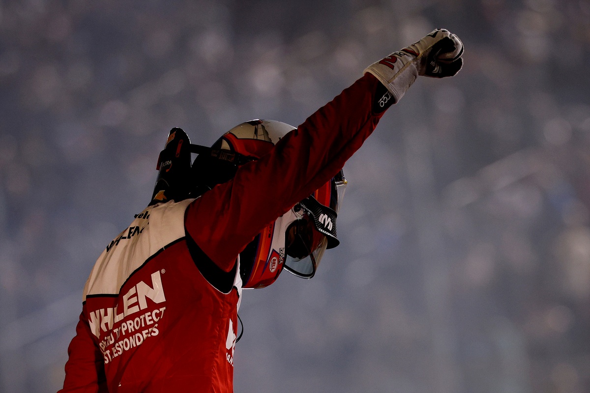 Xfinity Series champion enters Chili Bowl with Cup crew chief