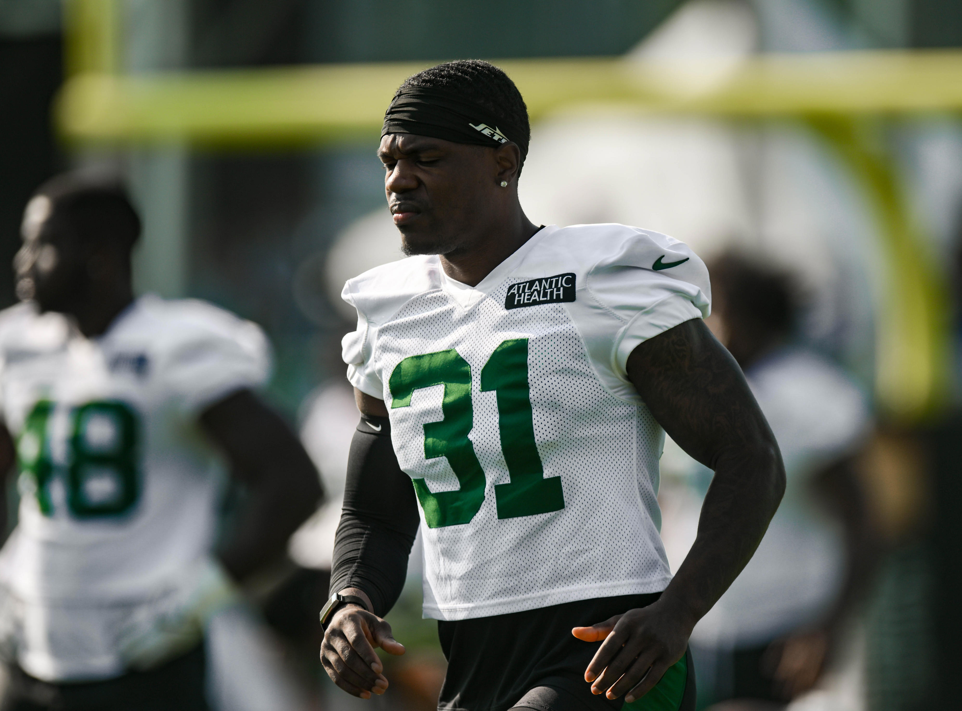 Broncos bring back familiar face on practice squad