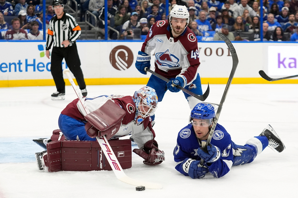 Brandon Hagel scores winner as Lightning beat Avalanche 4-2