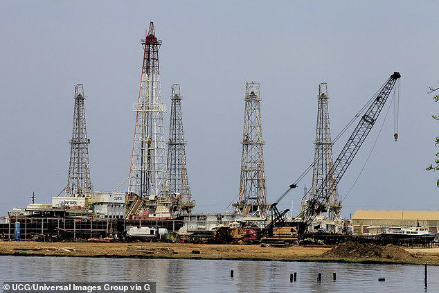 Trump forces Venezuela to turn over 50 million barrels of oil to US and ...