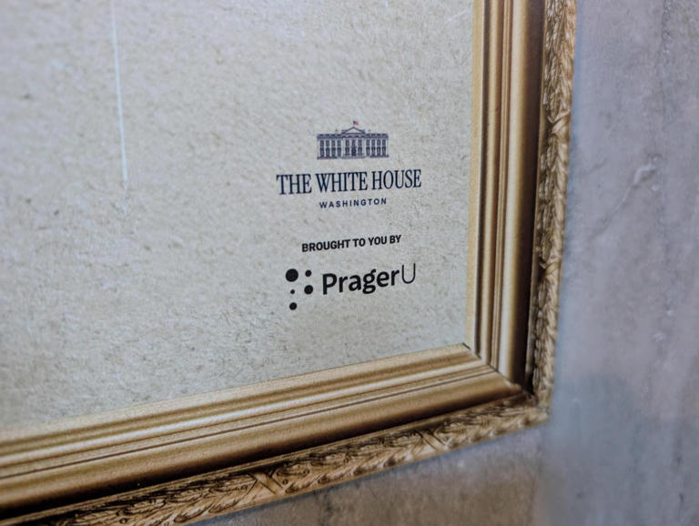 Nebraska State Capitol displays historical exhibit by controversial ...