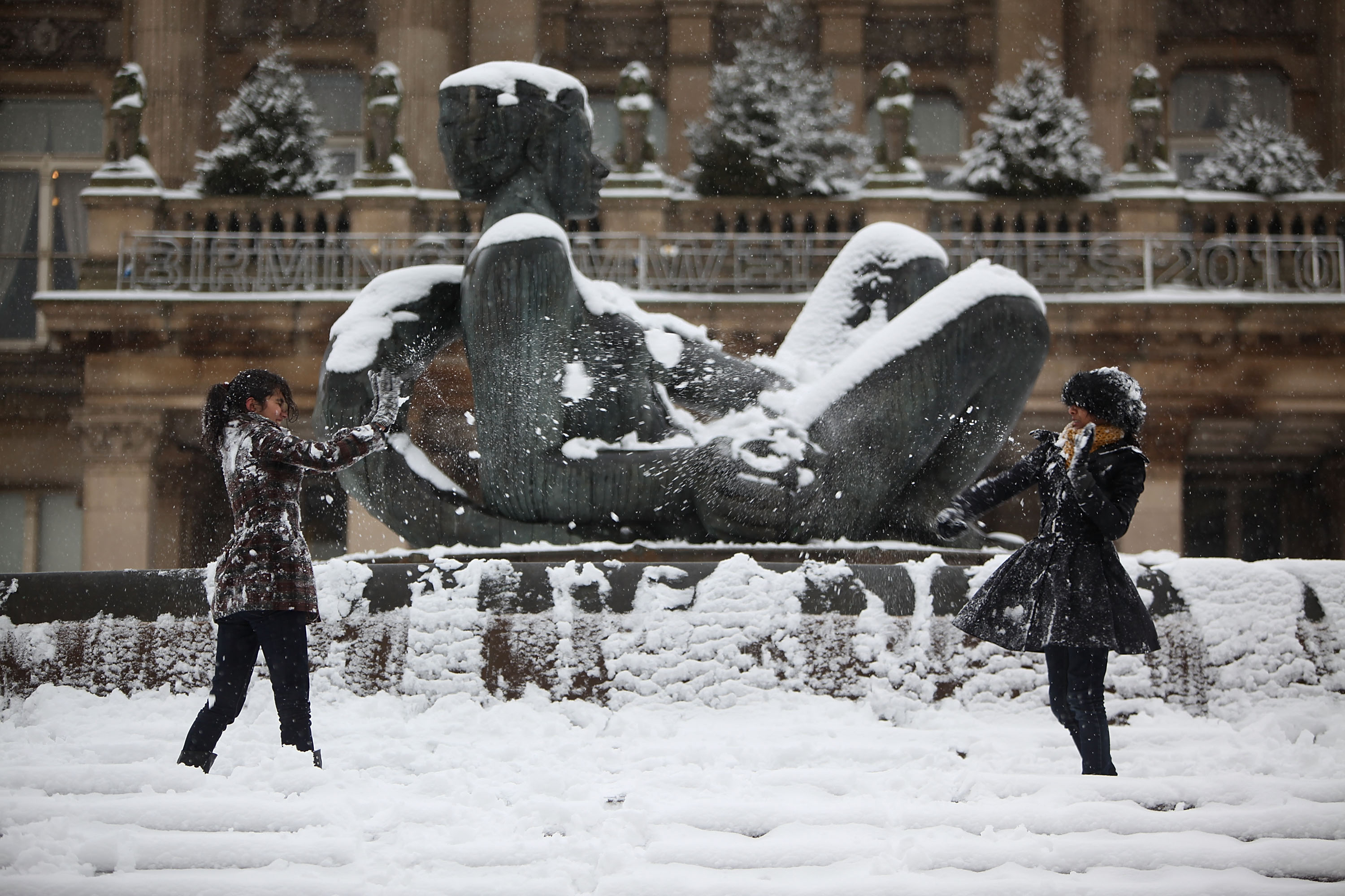 Birmingham snow: Updated hour-by-hour forecast as more heavy snow to ...