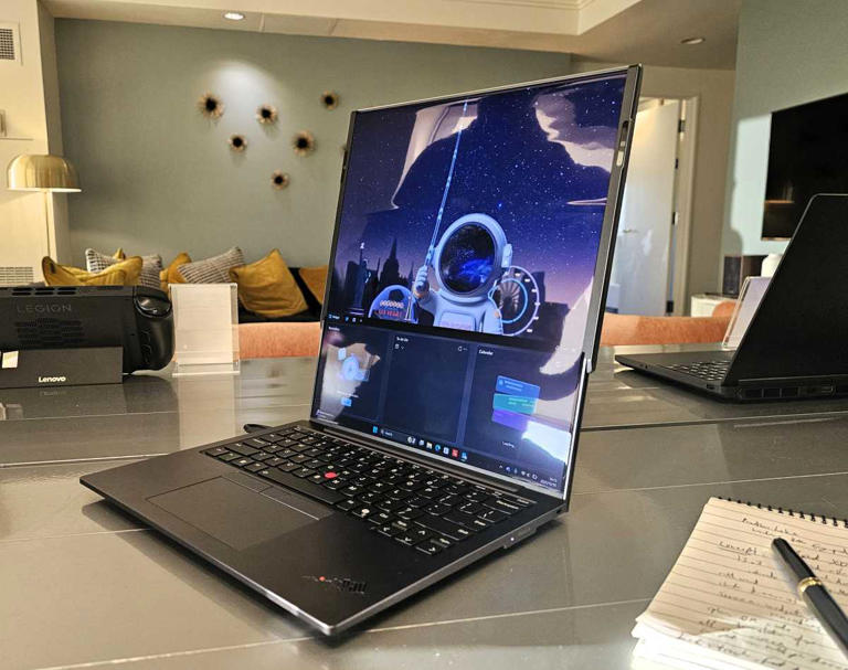 Lenovo’s ThinkPad Rollable XD turns a 13.3-inch laptop into a 16-inch ...