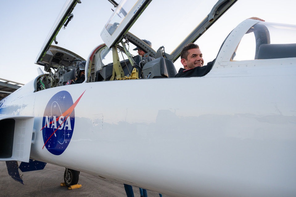 Billionaire NASA chief will allow 'exceptional' employees to fly in his ...