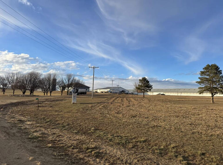 Hazmat crew sent to dairy farm after chemical explosion in Sioux County, IA