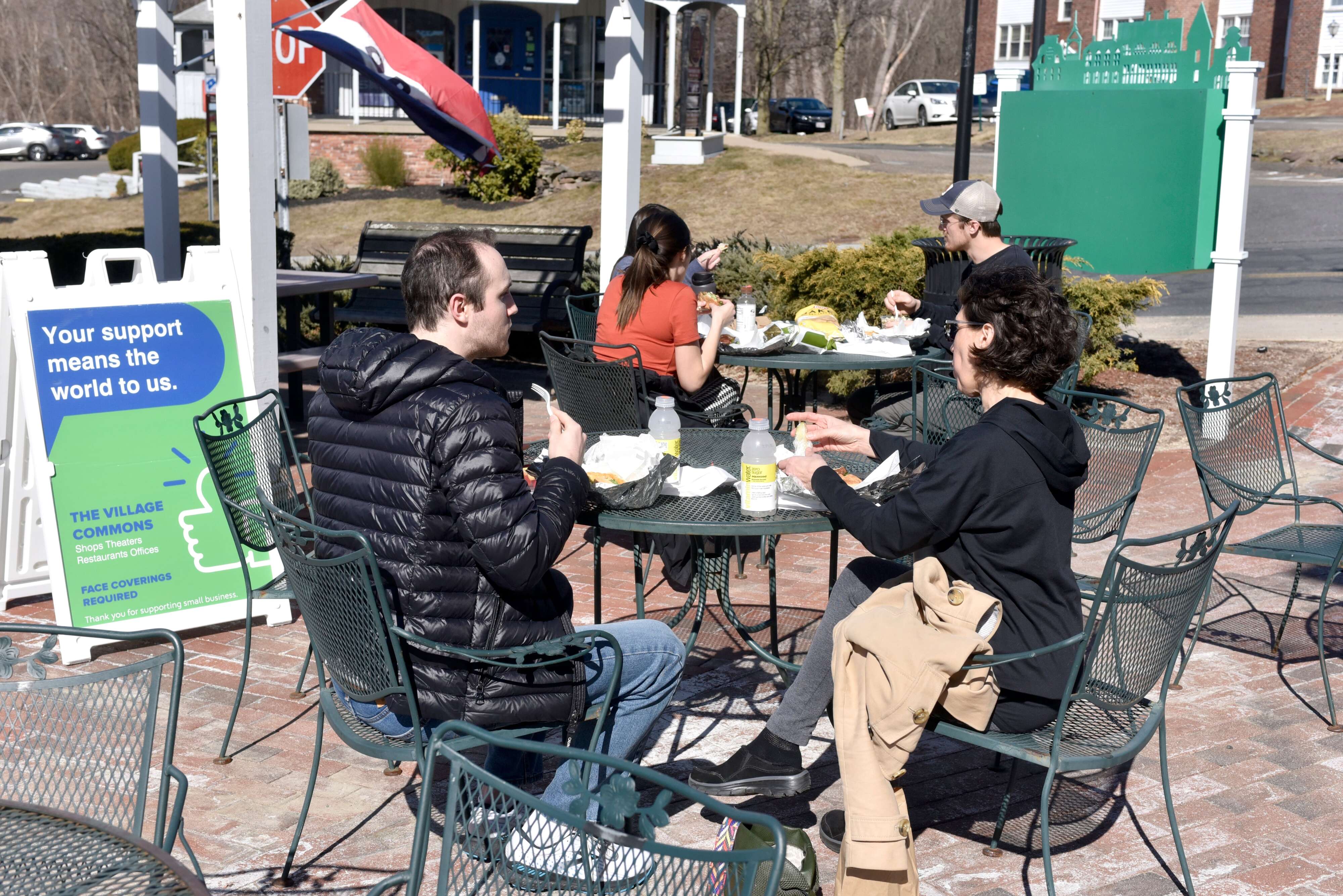 Village Commons looks to replace deli, market after closure of Tailgate ...