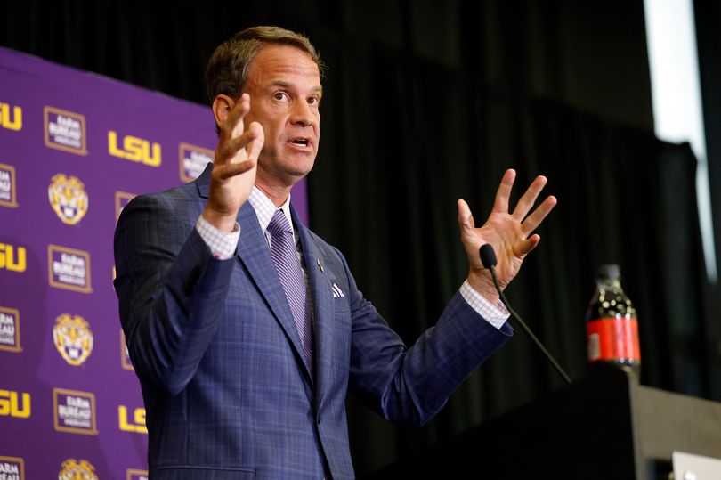 Lane Kiffin hit with ultimate insult as LSU star transfers to Ole Miss ...