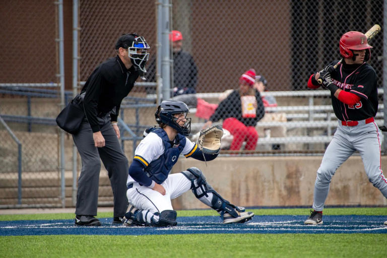 Canisius catcher gets chance to catch bullpen for Cy Young winner