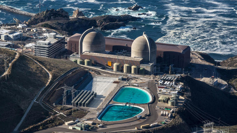 Energy Department makes $2.7 billion bet on nuclear reactor fuel supply ...