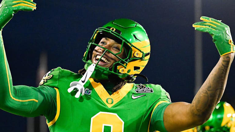 Oregon quarterback Dante Moore opens up on playoff distractions