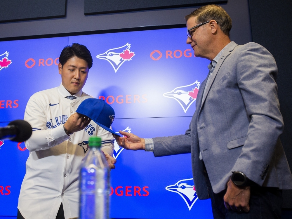 Introduction of Blue Jays' new slugger Kazuma Okamoto leaves more ...