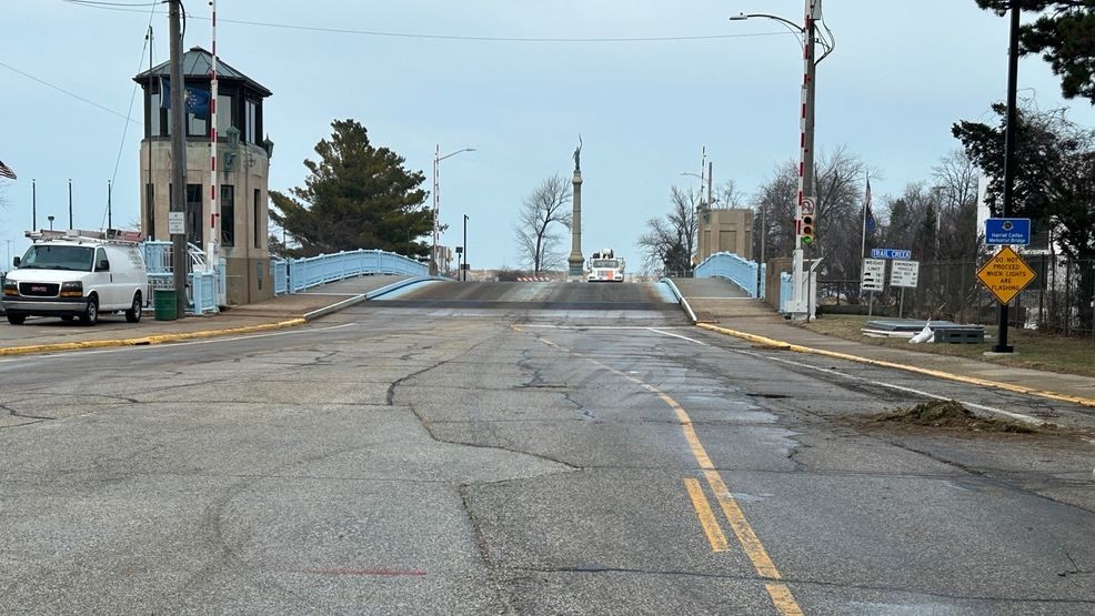 Michigan City bridge linking Washington Park beach closes for repairs again