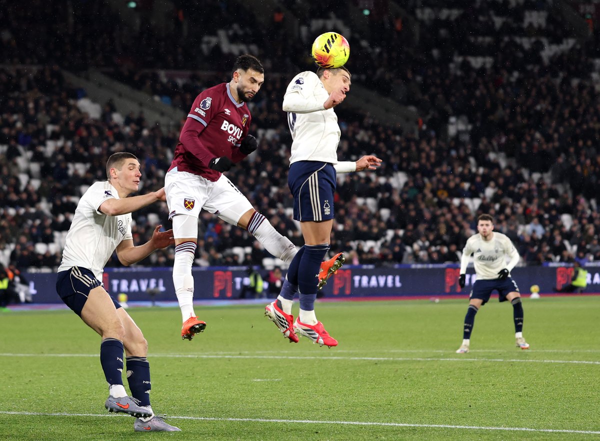 West Ham 1-1 Nottingham Forest: Dominguez equalises - Live