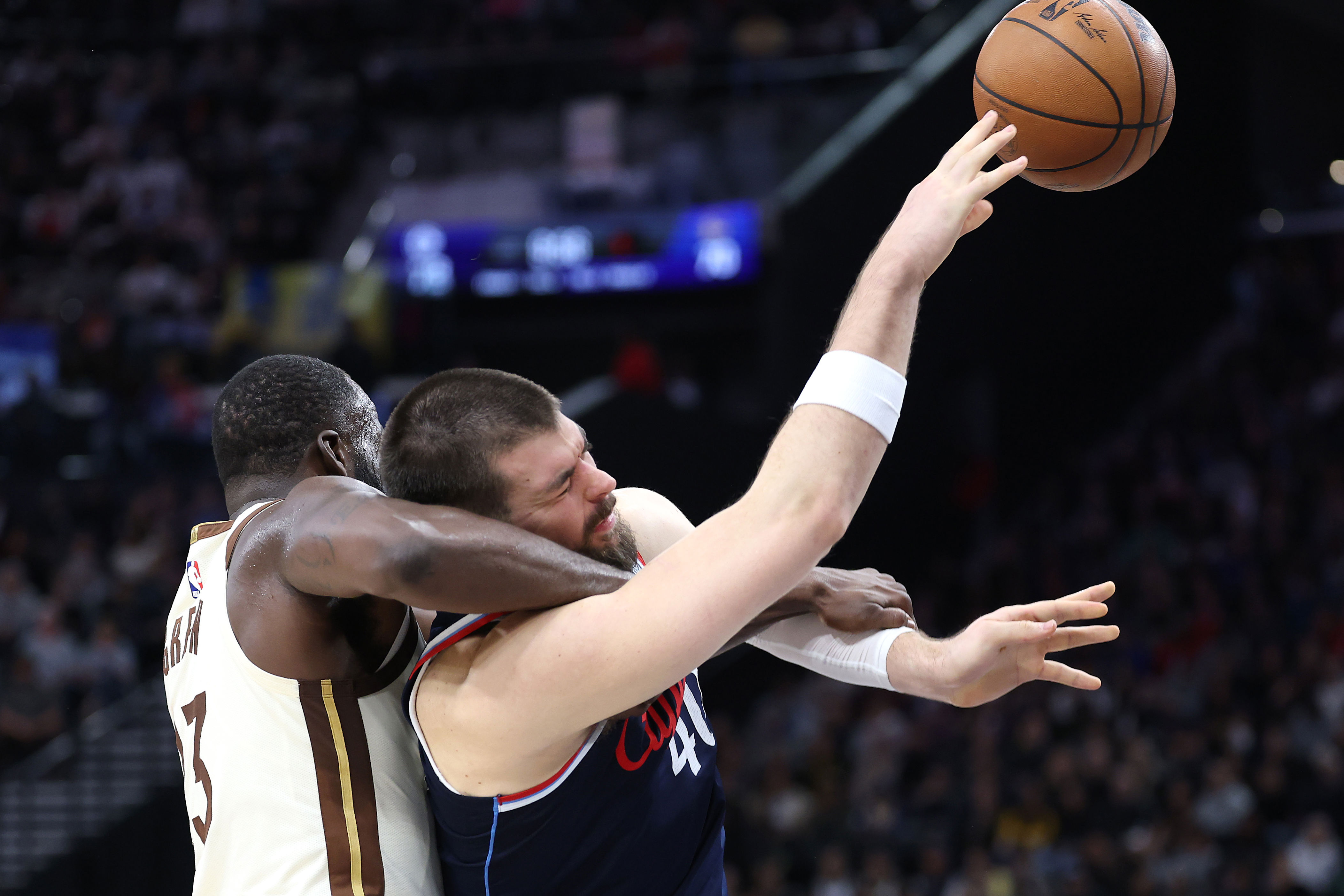 'Anticlimactic' — Warriors fans react to Steve Kerr's ejection, close ...