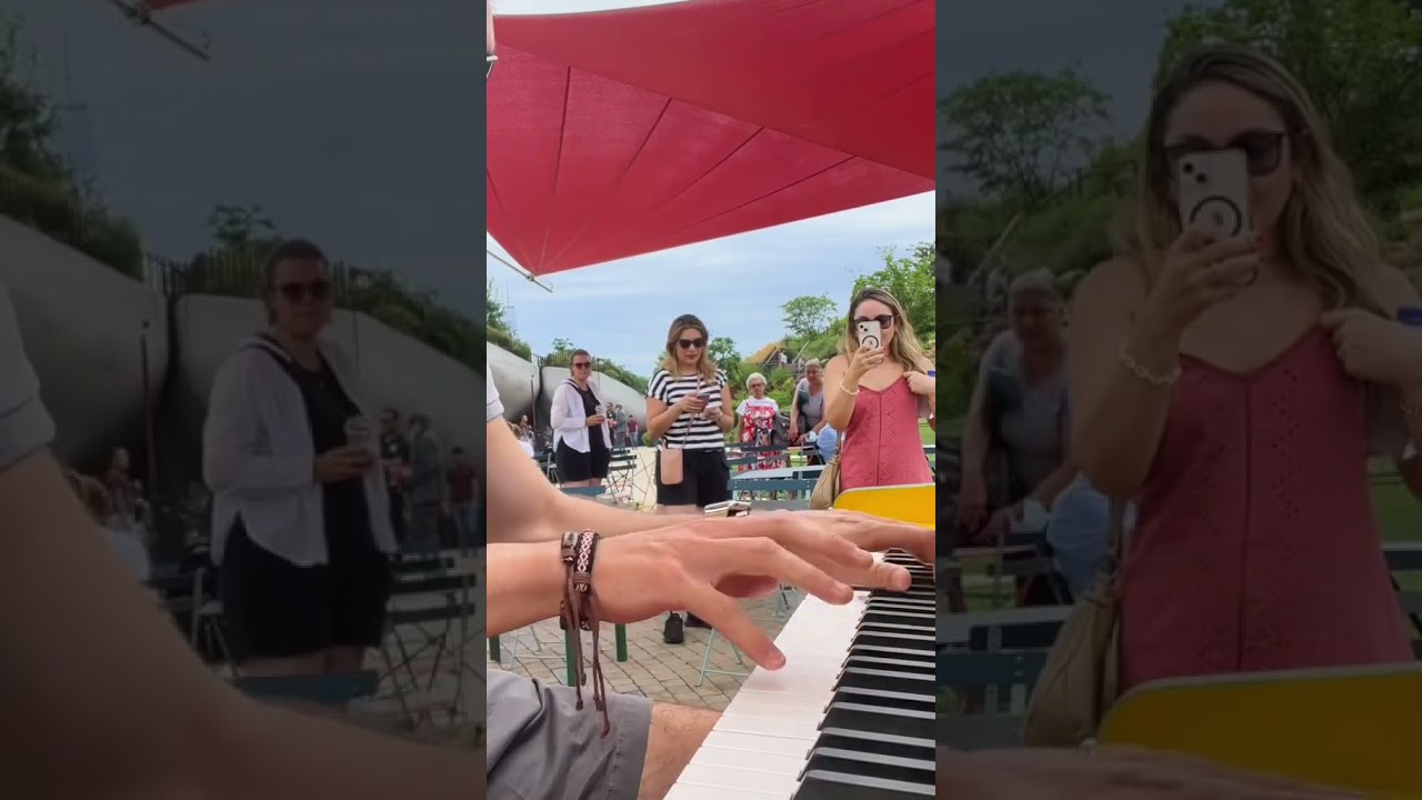 I discovered the magic of Victor's piano 🎹