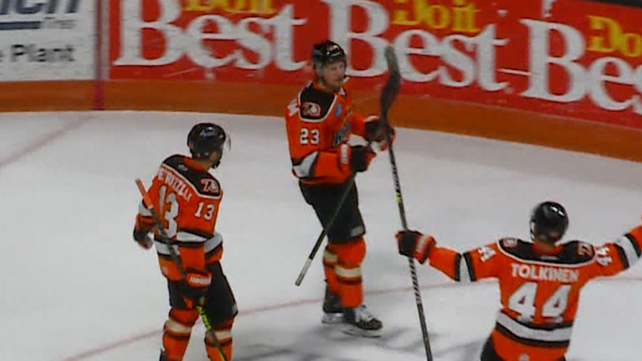 Komets trade Zach Jordan to Maine in exchange for Lynden McCallum
