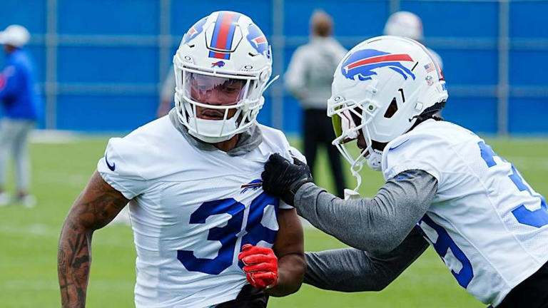 Bills respond to injury, sign familiar cornerback cut by Steelers last week
