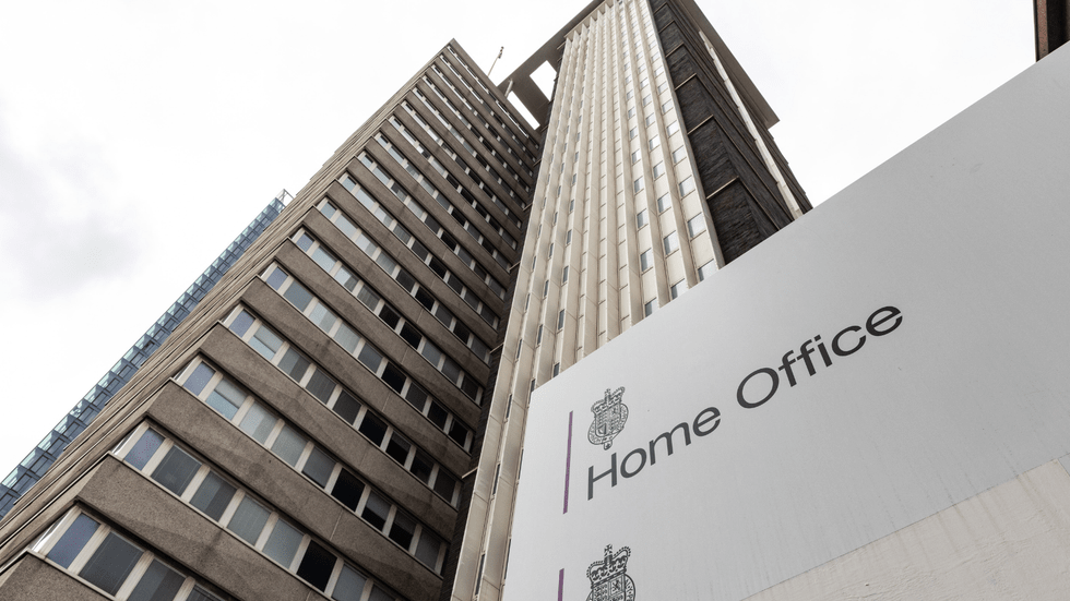 Pakistani migrant claims to be from Afghanistan in bid to avoid being ...