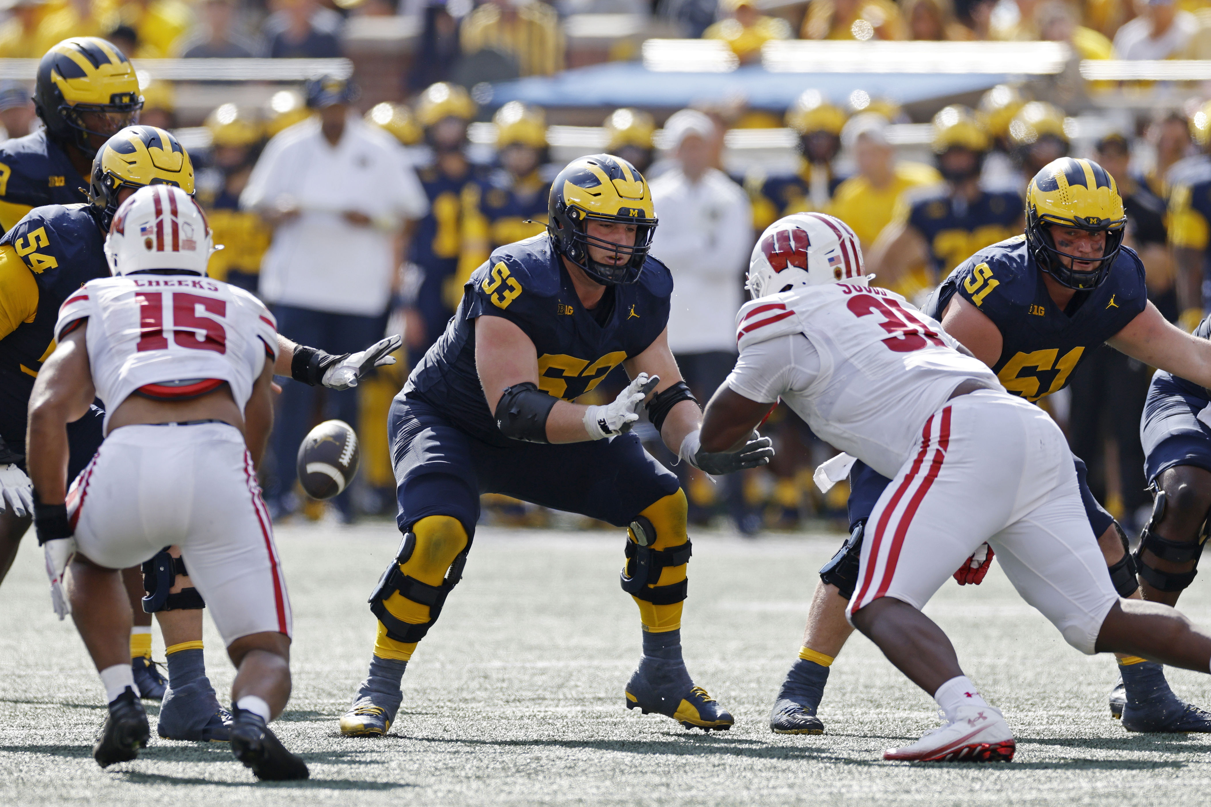 OL Jake Guarnera withdraws from transfer portal, returning to Michigan