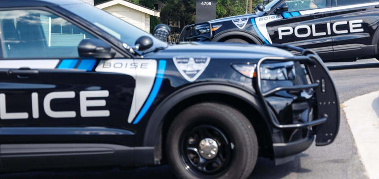 A teen ran with a gun, shot himself in leg. Boise police investigating ...