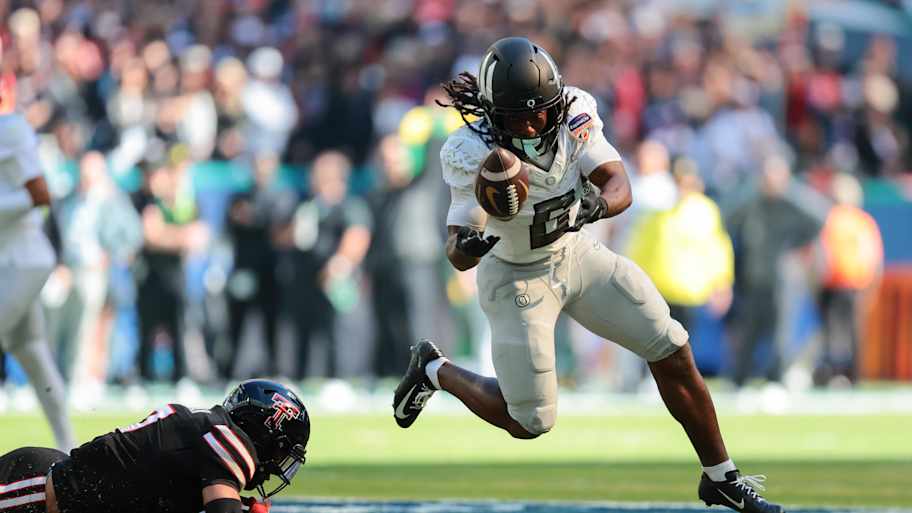 How Oregon copes with the devastating losses at running back
