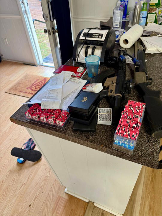 Huntsville police: Man arrested on gambling charges after SWAT team ...