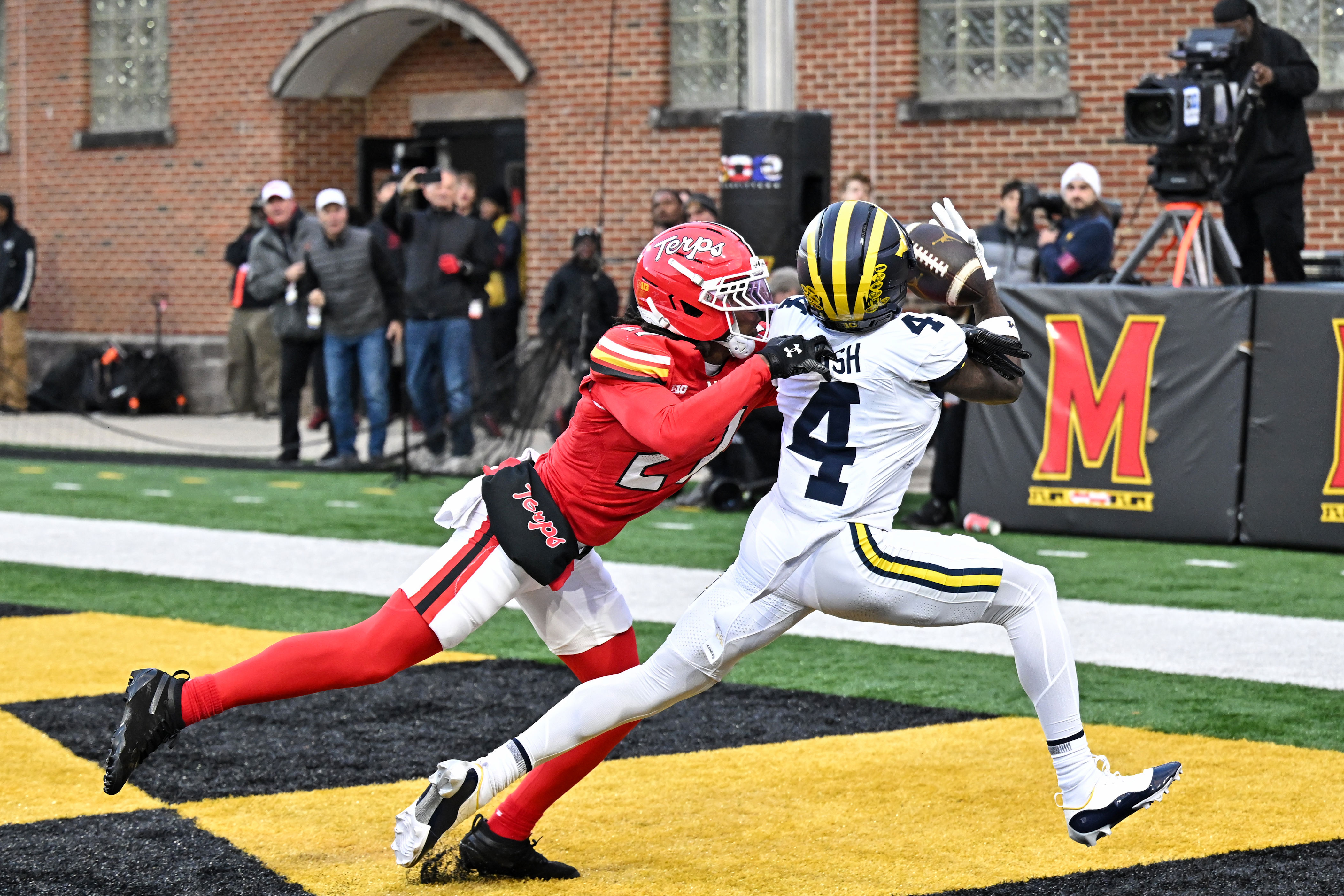 WR Andrew Marsh returning to Michigan football for 2026 season, per report