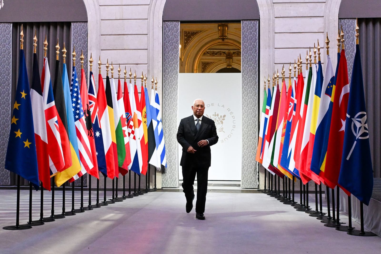 EU Council president: Ukraine should receive binding guarantees