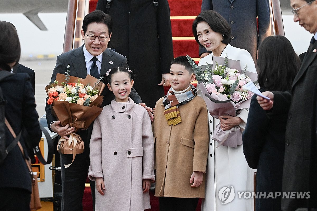 S Korean president in Shanghai