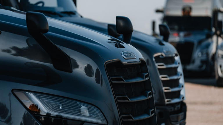 Autonomous semi-trucks are on Texas roads. Companies are making the ...