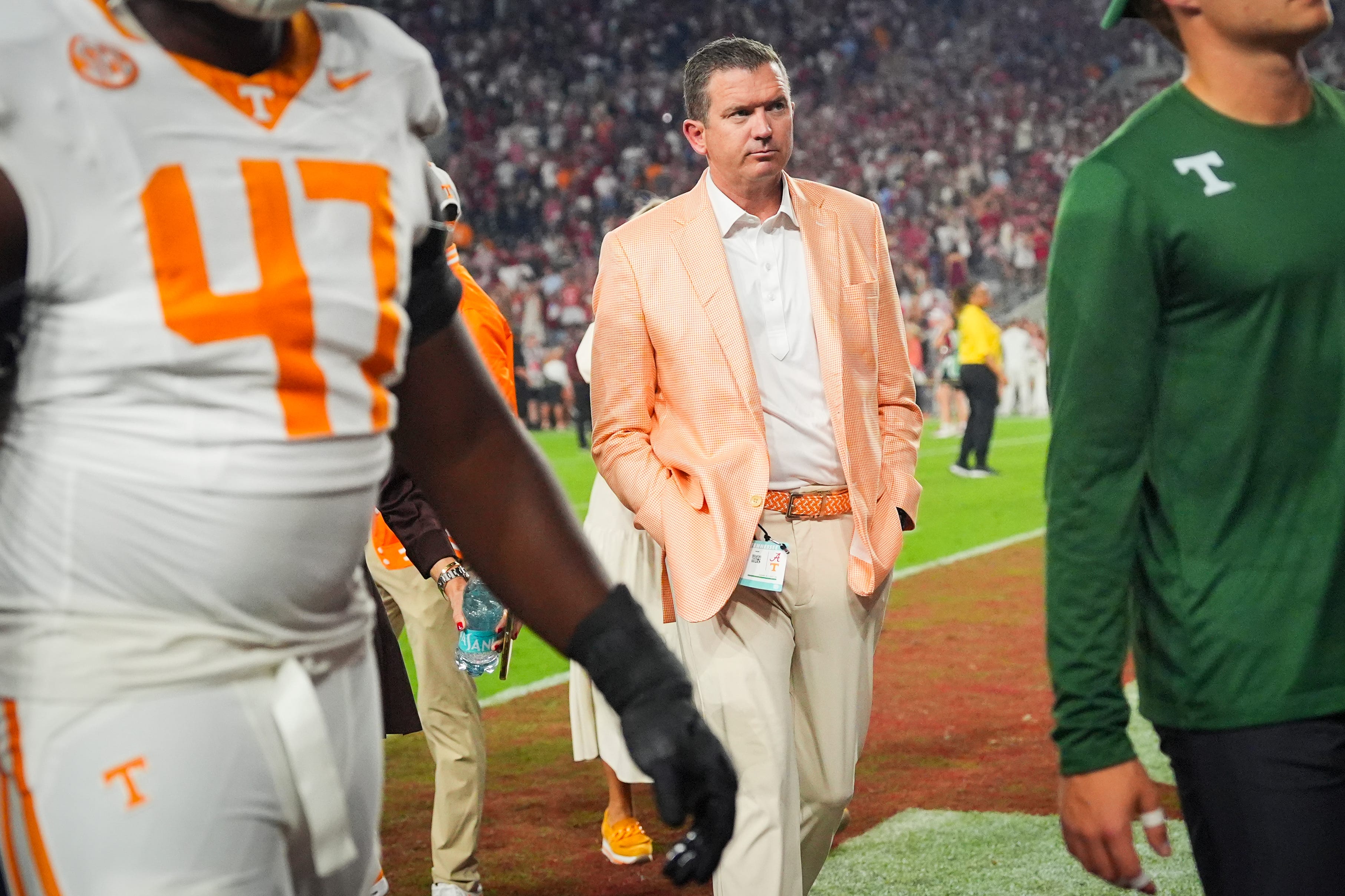 Danny White says Tennessee won't be 'cheating' in NIL like others in portal