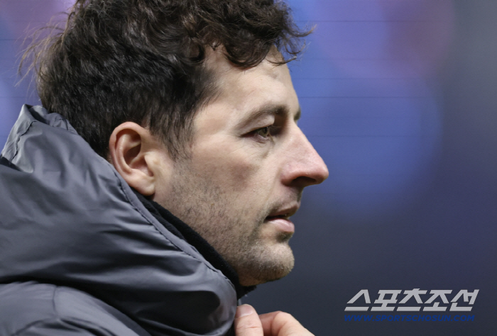 Heung-min, I got fired. Coach Mason, my best friend who tried to become ...